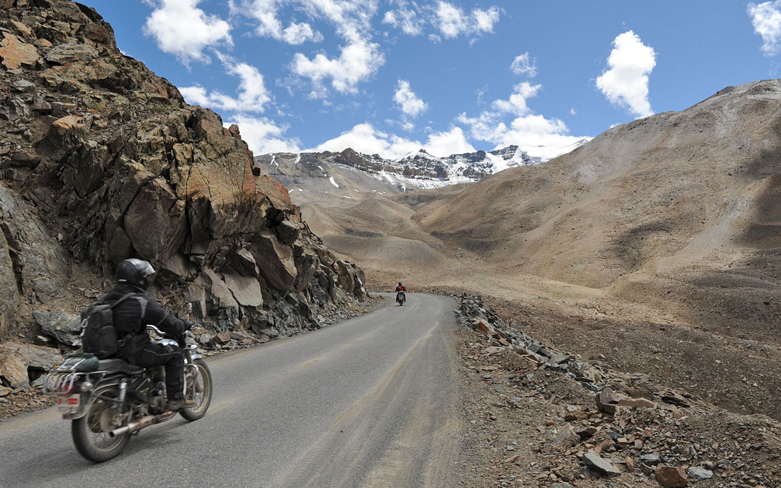 Himalaya motorreizen. Avontuurlijke motorreis door de Himalaya